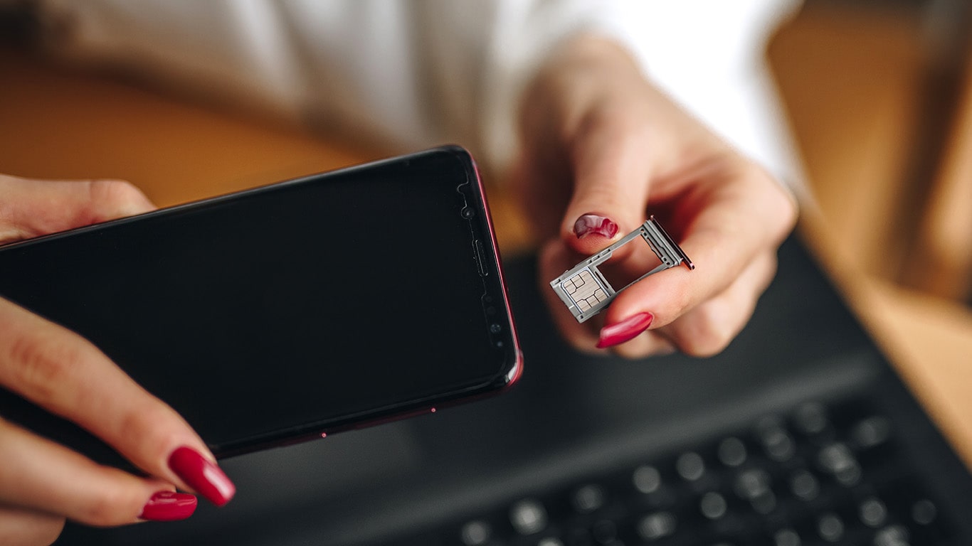 How To Change A SIM Card Hybrid Sim How To Change A SIM Card Hybrid Sim